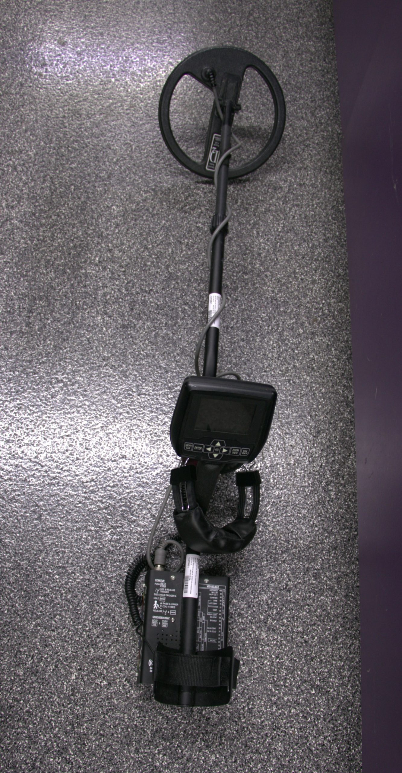 Whites Spectra V3 Metal Detector - Beach Pawn Shop